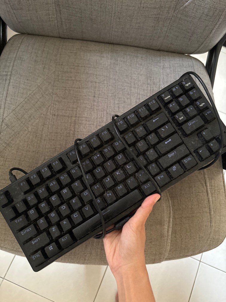 Thunderobot Keyboard Kg3089c Computers And Tech Parts And Accessories Computer Keyboard On Carousell