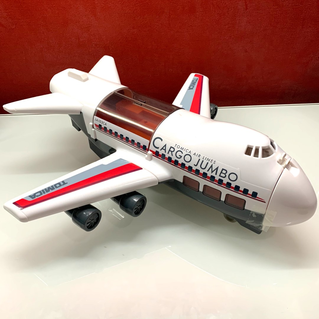 Tomica Airlines Jumbo Plane Toy, Hobbies & Toys, Toys & Games on Carousell