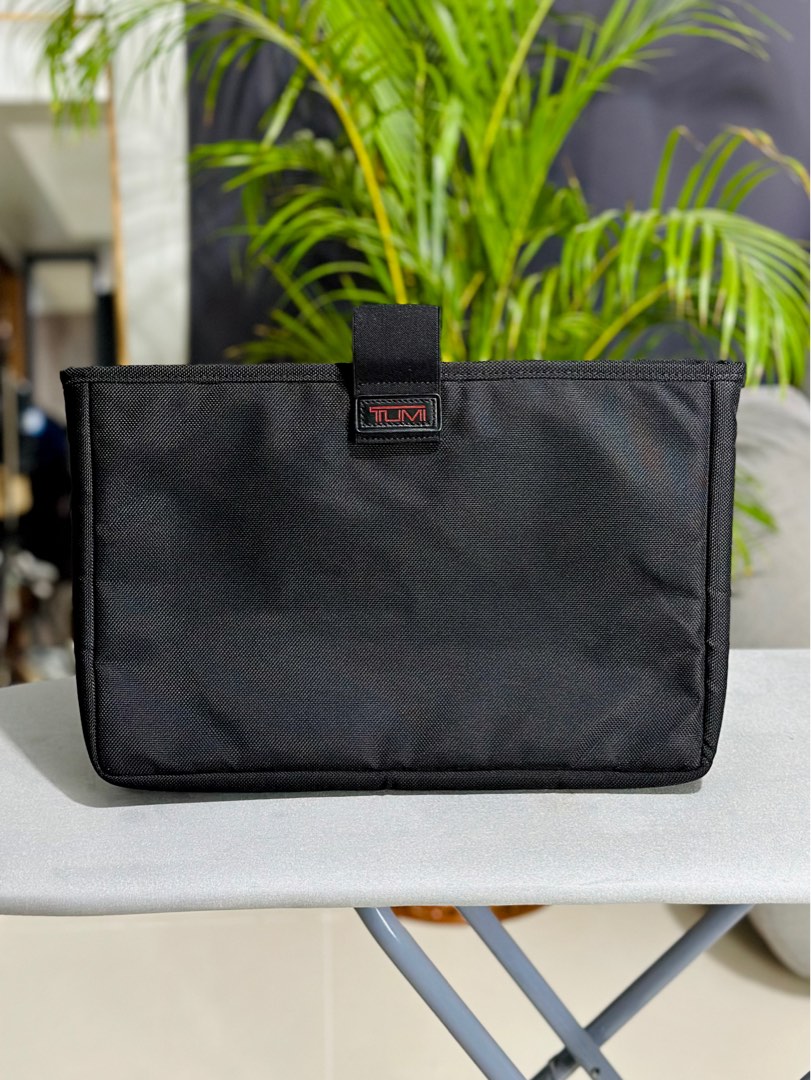 TUMI Ballistic Laptop Sleeve/ Document Holder, Computers & Tech, Parts ...