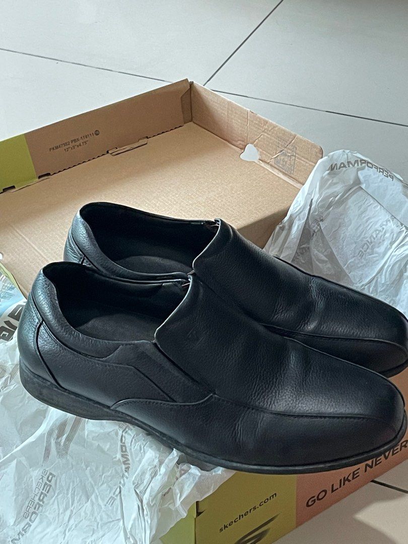 Valentino Rudy_ Formal Shoe, Men's Fashion, Footwear, Casual shoes on ...