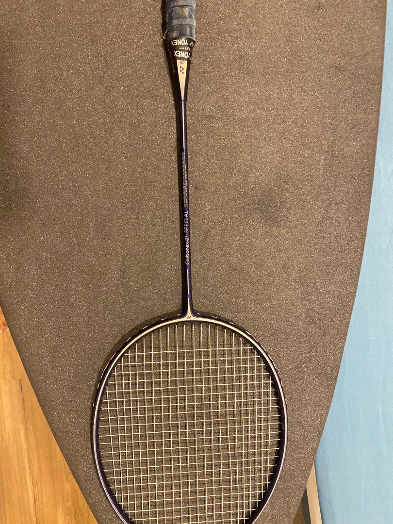 yonex carbonex 21 special, Sports Equipment, Sports & Games, Racket ...