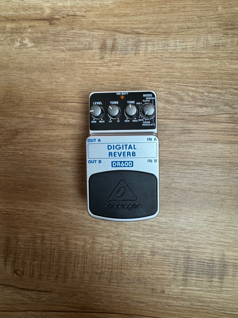 Behringer Digital Reverb DR600, Hobbies & Toys, Music & Media, Musical ...