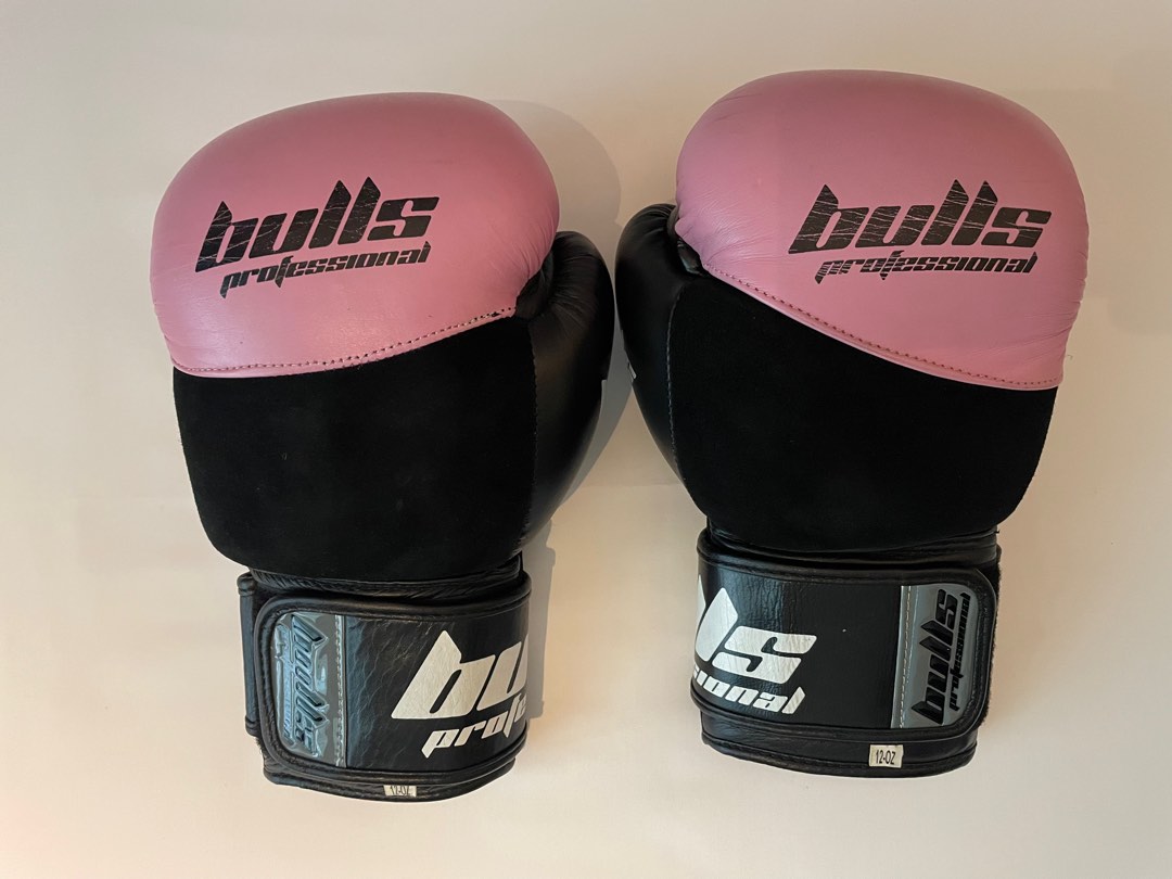 Bulls professional Elite 1.0 (12oz), Sports Equipment, Sports & Games ...