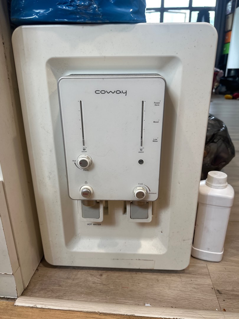 Coway water filter good conditions, Announcements on Carousell