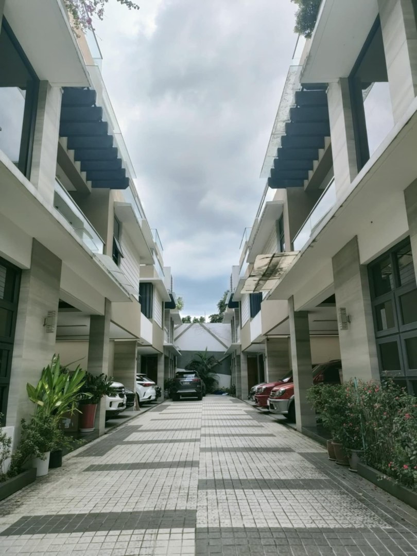 FOR SALE NEW MANILA SINGLE DETACHED GATED COMPOUND, Property, For Sale ...