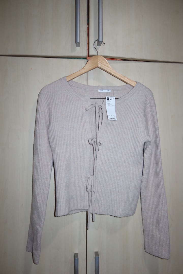 GU Knit Cardigan, Women's Fashion, Tops, Longsleeves on Carousell