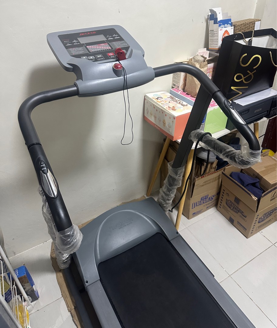 JK EXER VIP 698 Treadmill, Sports Equipment, Exercise & Fitness, Cardio ...