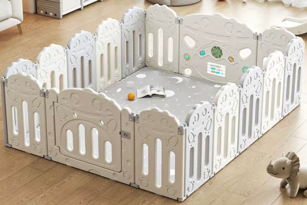 Kid fence. 1.5m x 1.8m, Babies & Kids, Baby Nursery & Kids Furniture ...