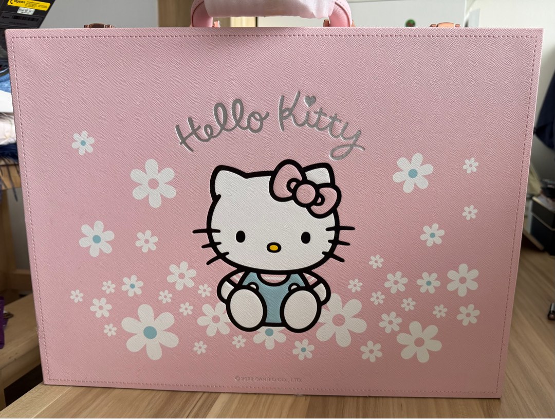 NTUC hello kitty mahjong set, Hobbies & Toys, Toys & Games on Carousell