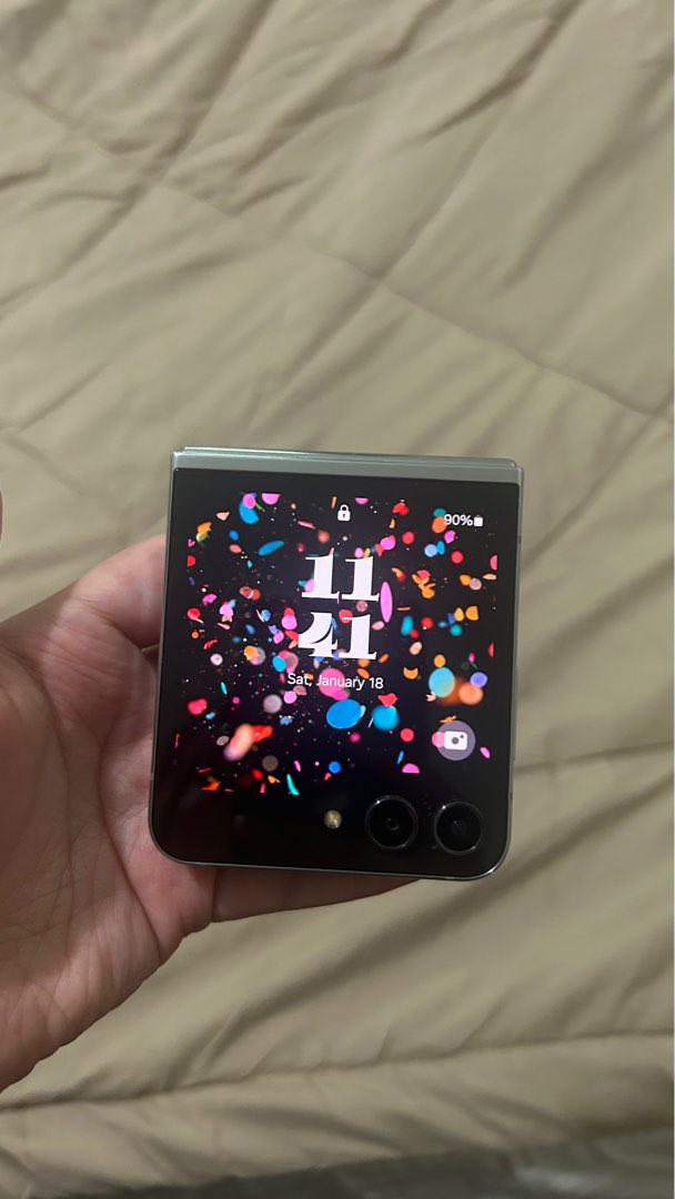 Samsung Galaxy Z Flip 5 Mint, Mobile Phones & Gadgets, Mobile Phones ...