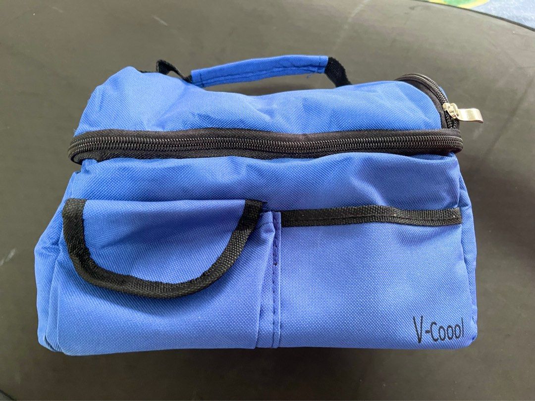 V Cool Bag - milk bottle cooler bag, Babies & Kids, Nursing & Feeding ...