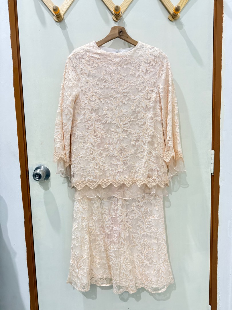 Zalia kurung Baju raya, Women's Fashion, Muslimah Fashion, Baju Kurung ...