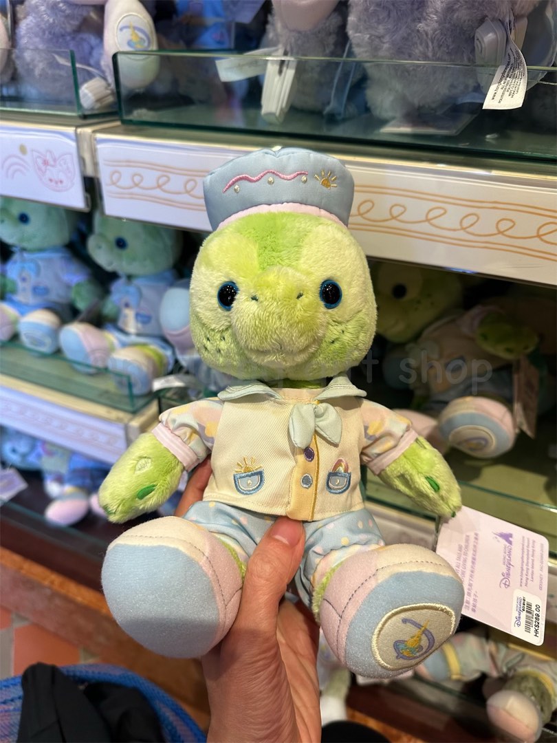 (代購) HK Disney OluMeL Smiles go around 毛公仔, 興趣及遊戲, 玩具 & 遊戲類 - Carousell