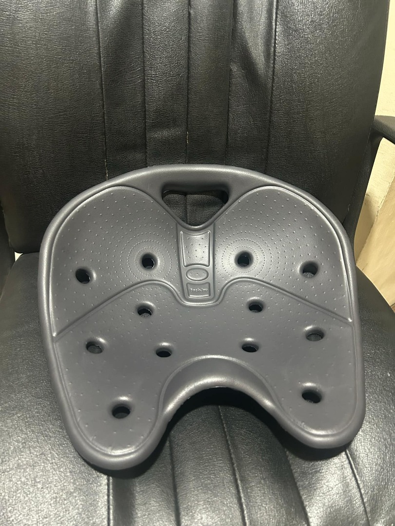 AUTHENTIC BACKJOY SITSMART POSTURE CORE BLACK, Furniture & Home Living, Furniture, Chairs on ...