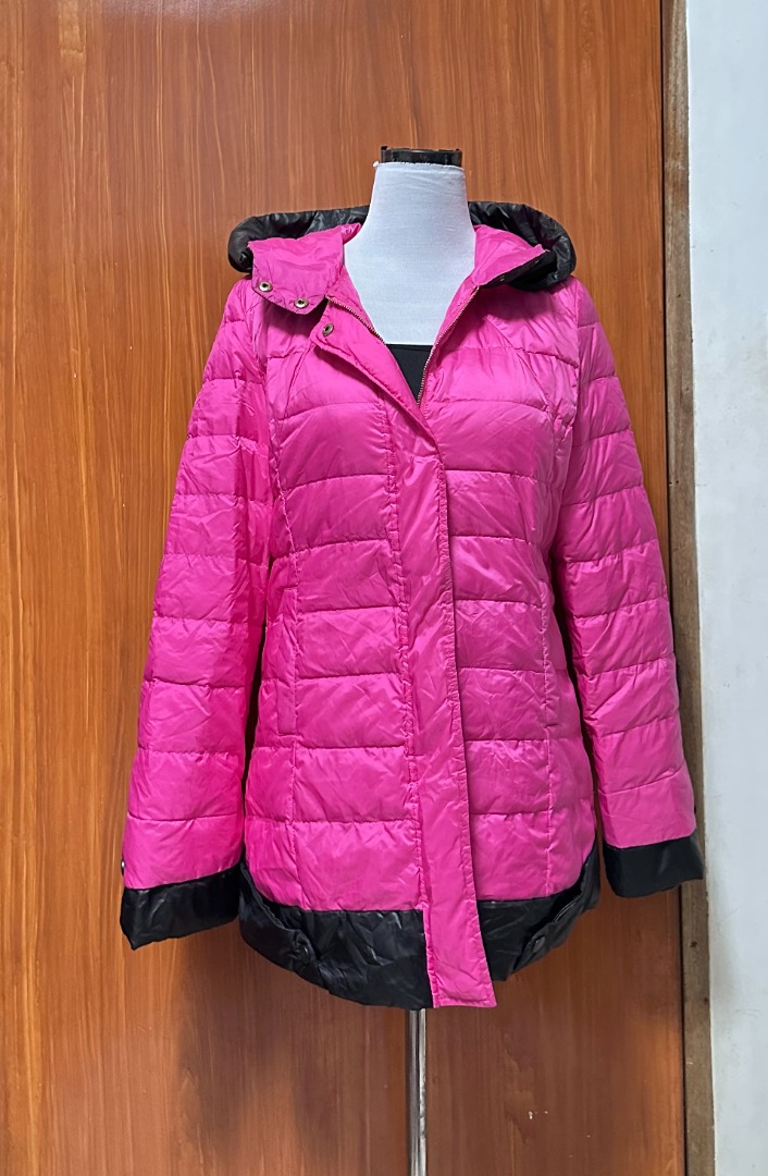 Barbie Pink Hooded Puffer Jacket, Women's Fashion, Coats, Jackets and ...