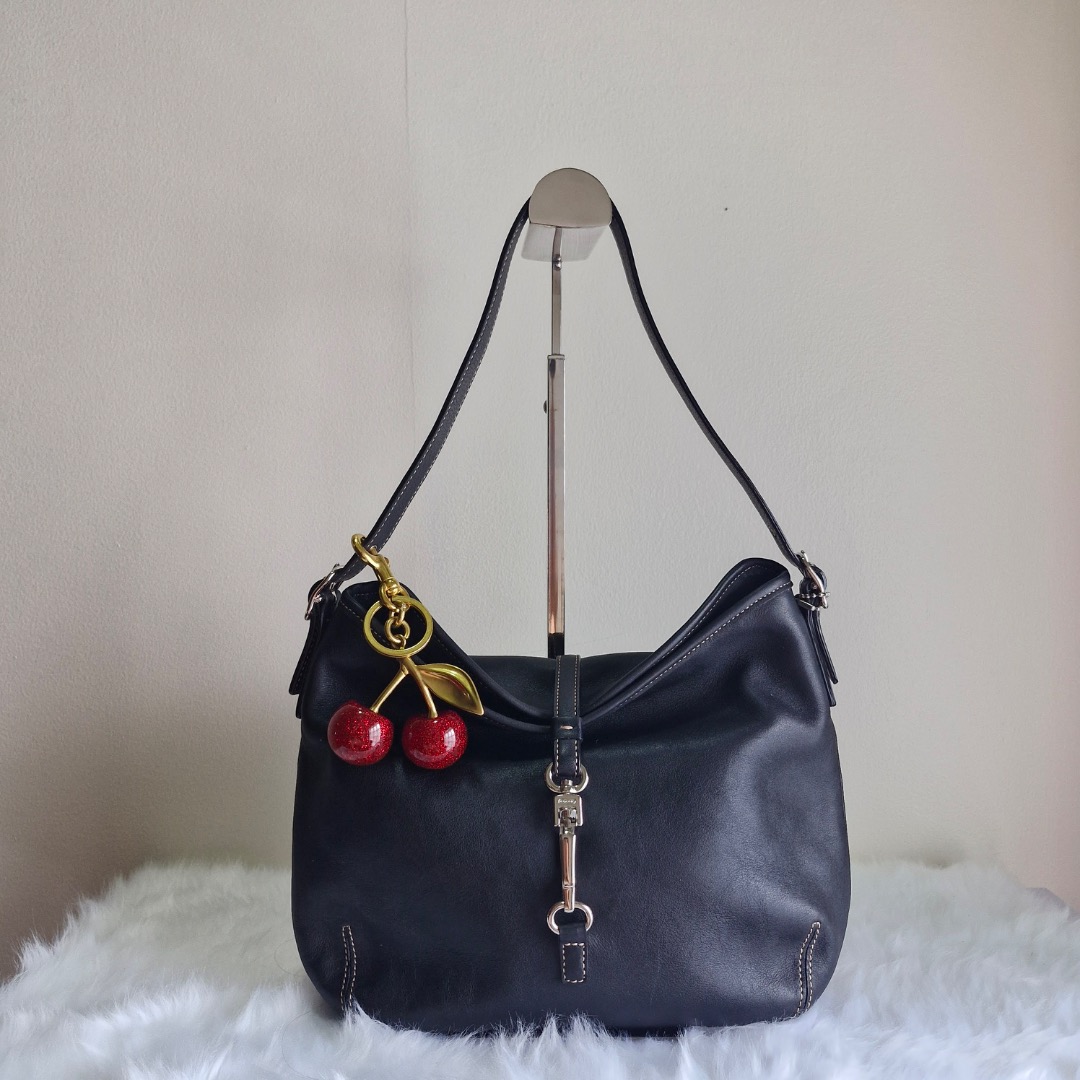 COACH Hamilton Leather Hobo Clip in black, Luxury, Bags & Wallets on ...