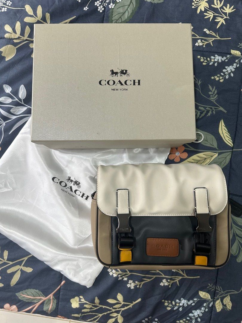 Coach men sling beg, Luxury, Bags & Wallets on Carousell