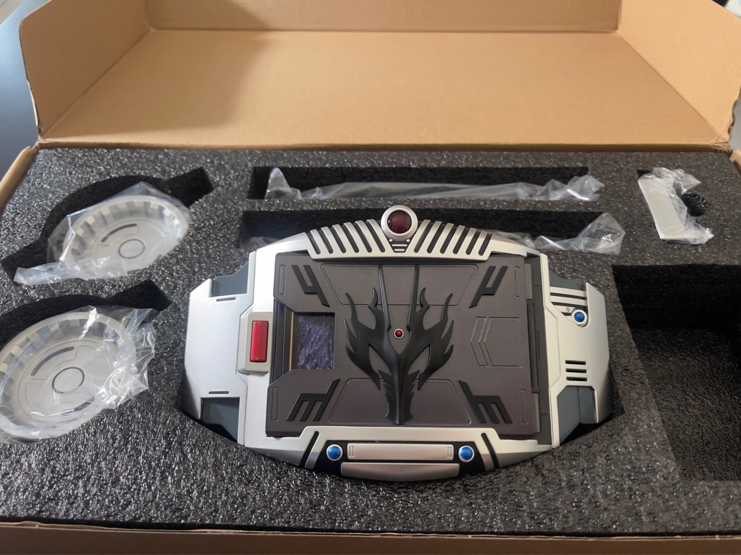 CSM KAMEN RIDER RYUGA V-BUCKLE KO (BiB) RYUGA DECK, Hobbies & Toys ...