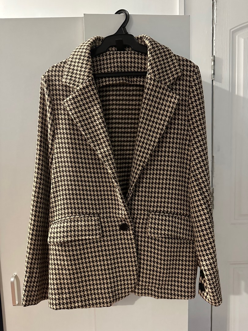 Dazy Coat, Women's Fashion, Coats, Jackets and Outerwear on Carousell