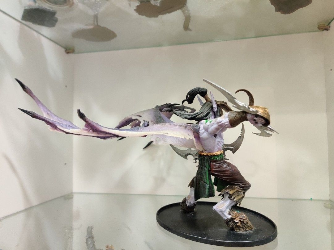 Illidan stormrage demon hunter warcraft world of warcraft figure ...