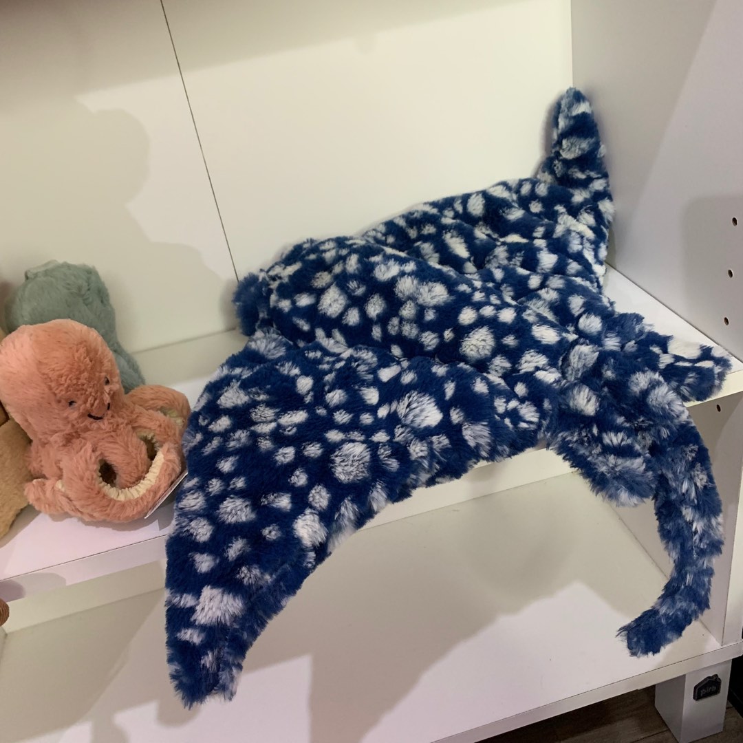 Jellycat orders stingray Jellycat ikan pari, Toys & Collectibles ...