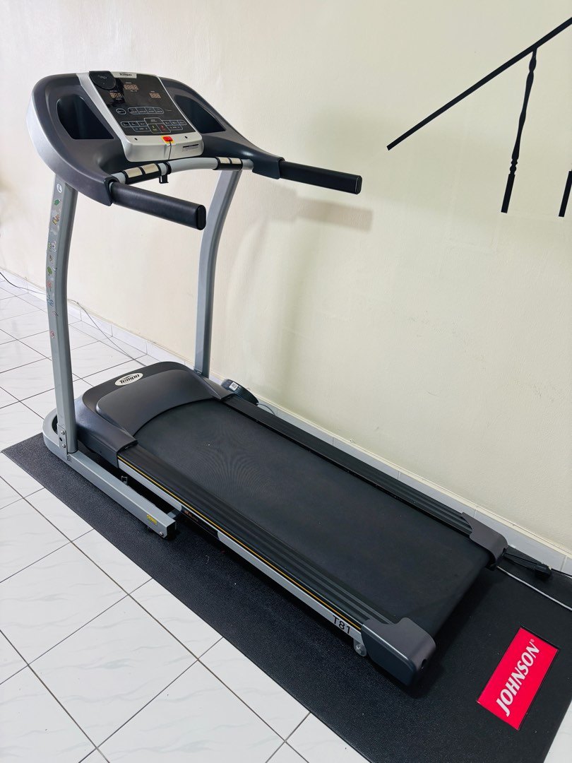 Johnson Treadmill with Matt, Sports Equipment, Exercise & Fitness ...