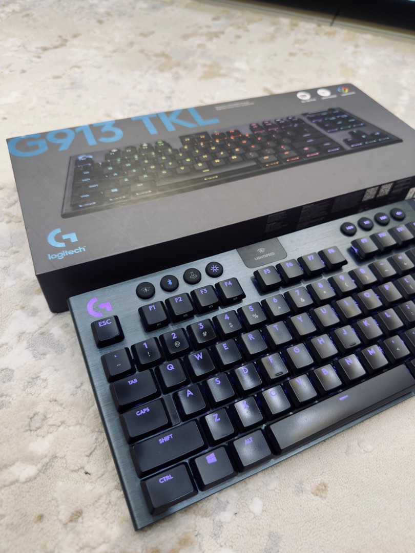 Logitech G913 TKL 99.99% Like New, Computers & Tech, Parts ...