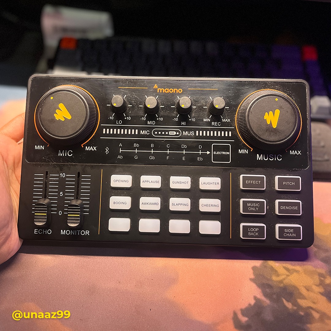 MAONO Maonocaster Lite AU-AM200, Audio, Other Audio Equipment on Carousell