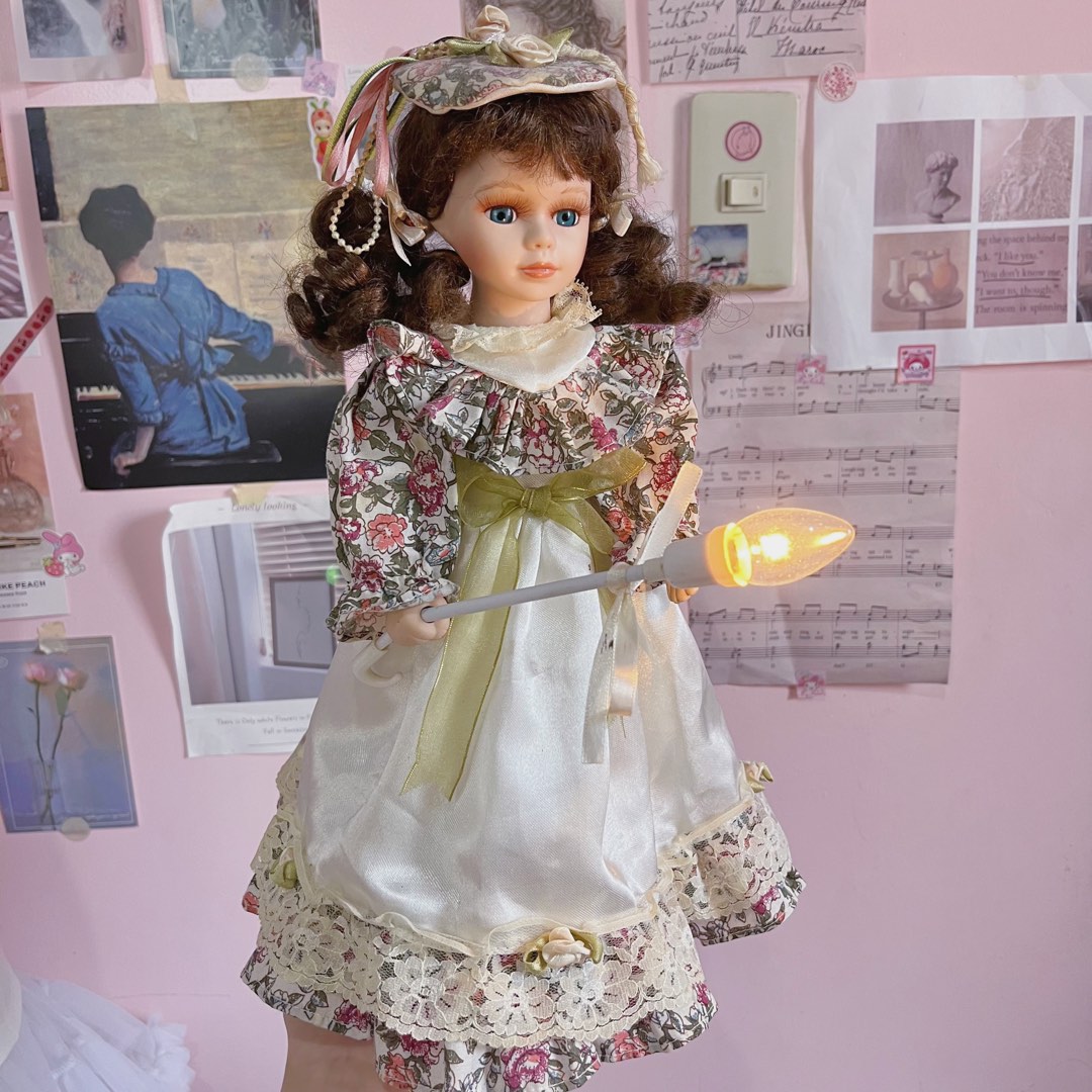 Rare Porcelain Doll Lamp / Vintage Doll, Mori Kei , Coquette, Hobbies ...