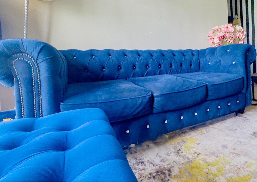 Sofa chesterfield 3 SEA ter, Furniture & Home Living, Furniture, Sofas on Carousell