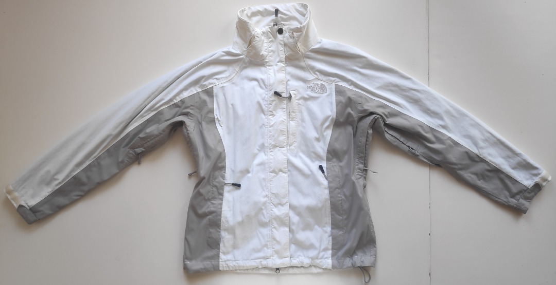 The North Face Hyvent Jacket Jaket TNF Putih Abu, Fesyen Wanita ...