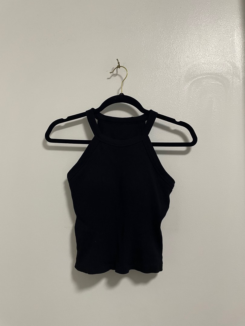 UNIQLO Padded Halter Top (S), Women's Fashion, Tops, Sleeveless on ...
