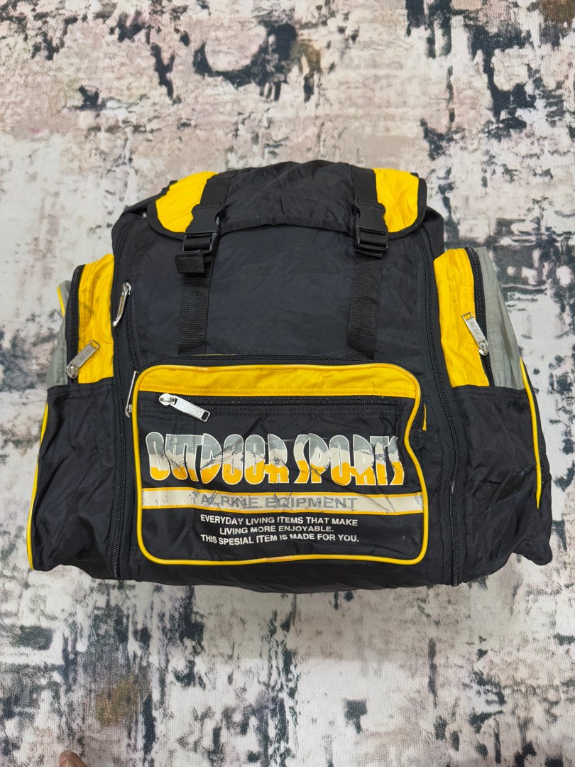 VINTAGE OUTDOOR SPORTS PRO BY ACE CUBE BOX BACKPACK, Women's Fashion ...