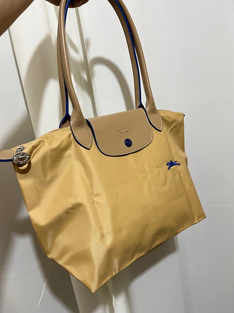 Authentic Longchamp small long handle, Women's Fashion, Bags & Wallets ...