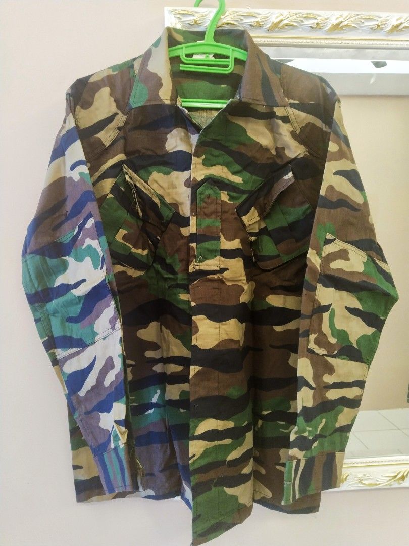 BAJU CELORENG HARIMAU ARMY, Men's Fashion, Coats, Jackets and Outerwear ...