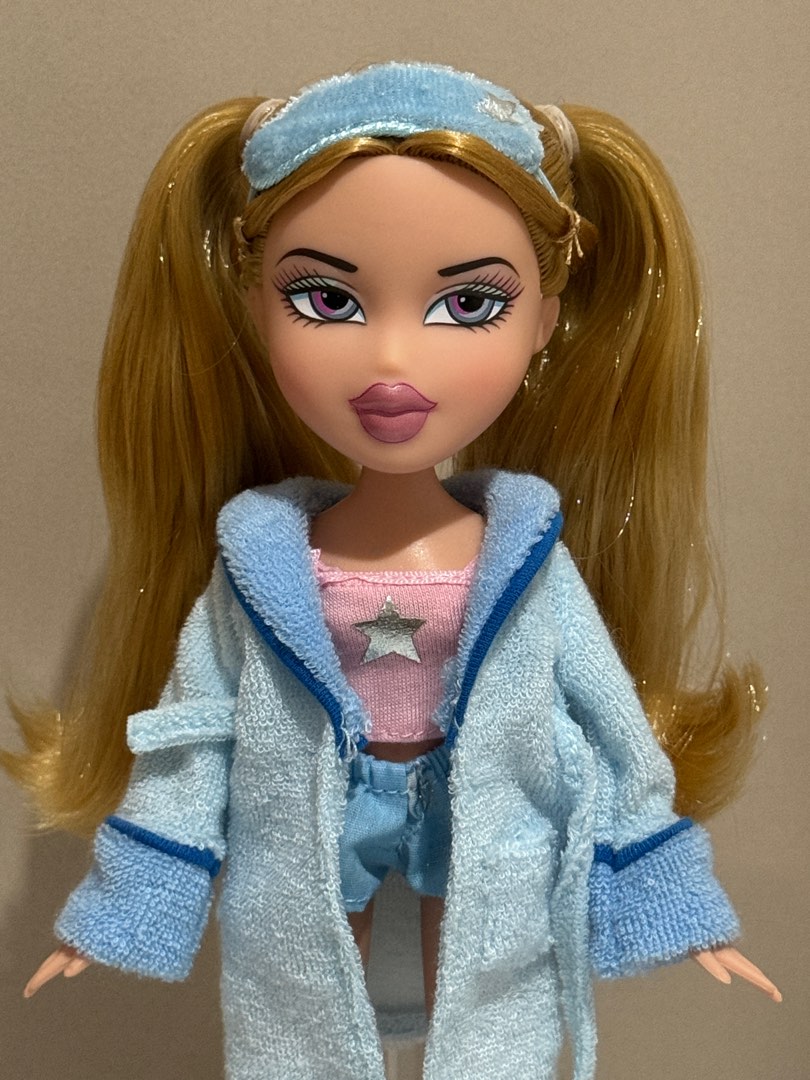 Bratz Slumber Party Cloe (REPRO), Hobbies & Toys, Toys & Games on Carousell