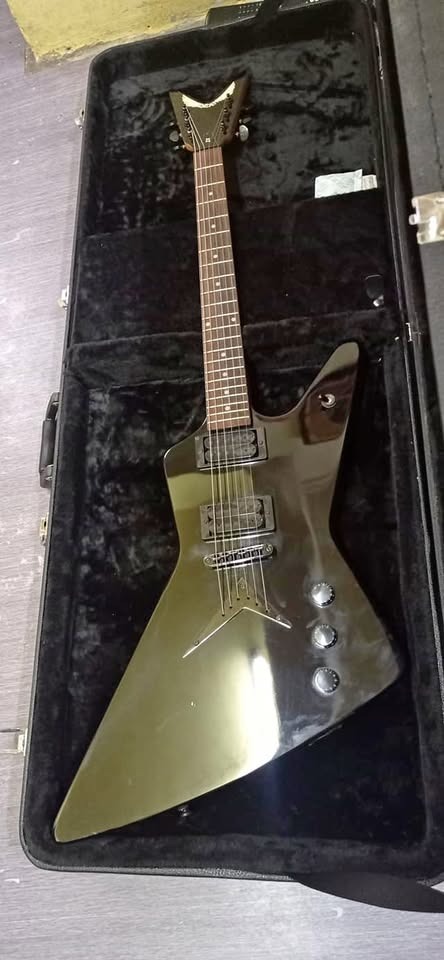 Dean ZX Exporer Electric Guitar, Hobbies & Toys, Music & Media, Musical ...
