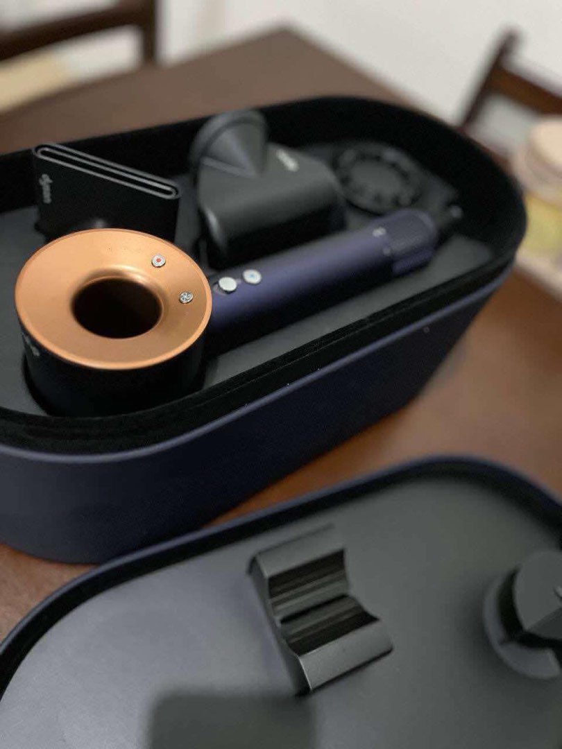 Dyson Blower, Beauty & Personal Care, Hair on Carousell