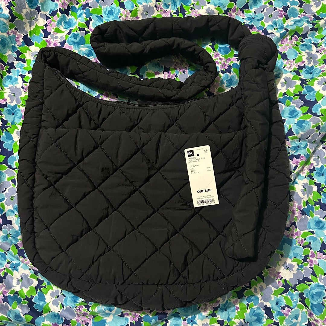 GU Uniqlo Japan Puffy Quilted Puffer Bag - Black, Women's Fashion, Bags ...