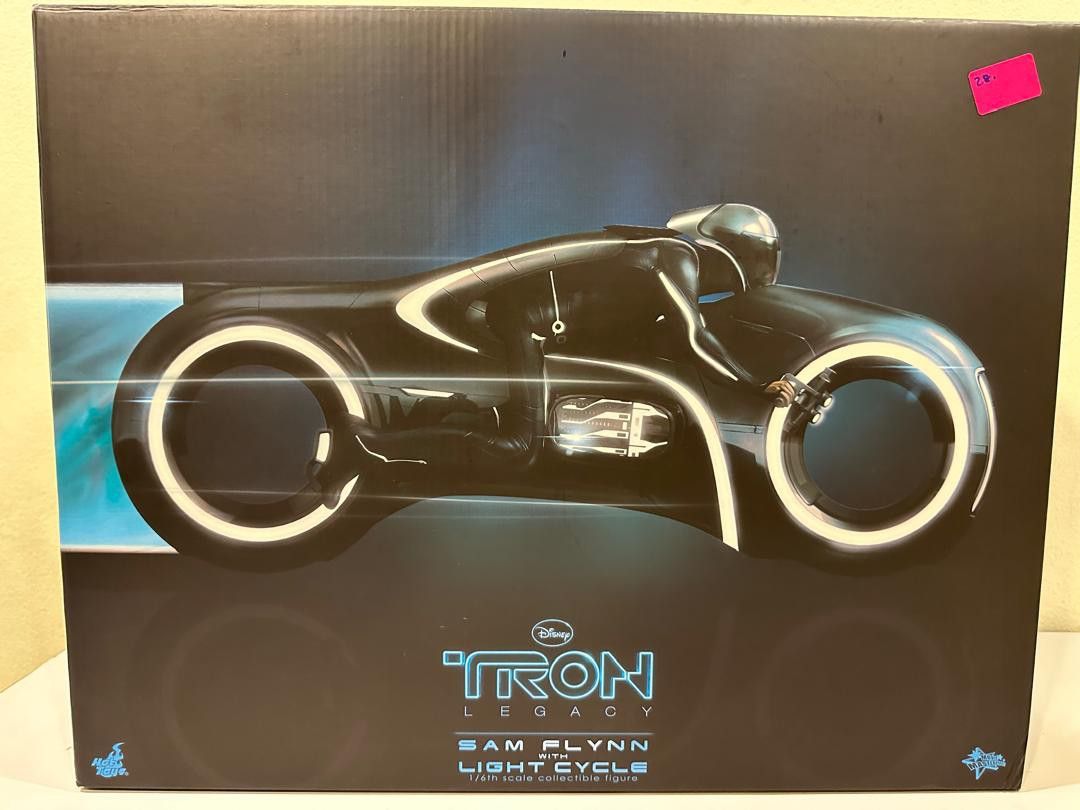 Hottoys Tron Legacy, Hobbies & Toys, Toys & Games on Carousell