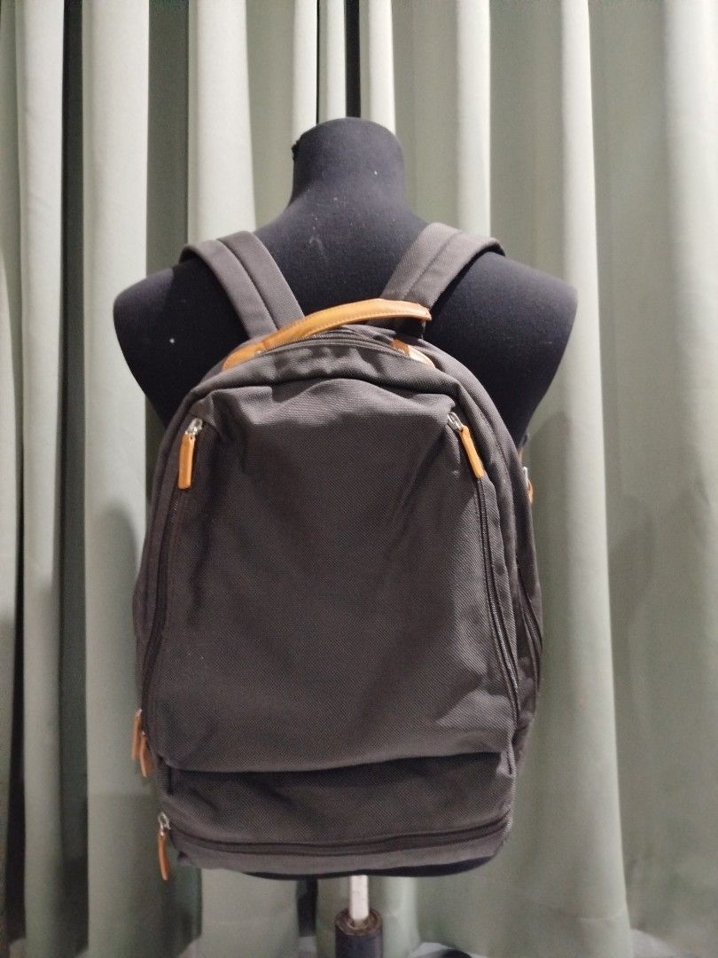 HUNTING WORLD BACKPACK, Women's Fashion, Bags & Wallets, Backpacks on ...