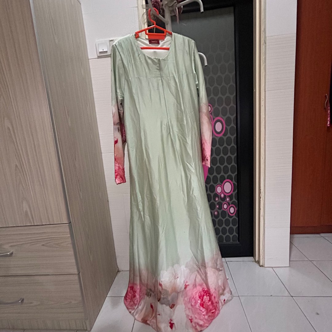 Minaz Sage Green Floral Long Sleeve Dress Jubah, Women's Fashion ...