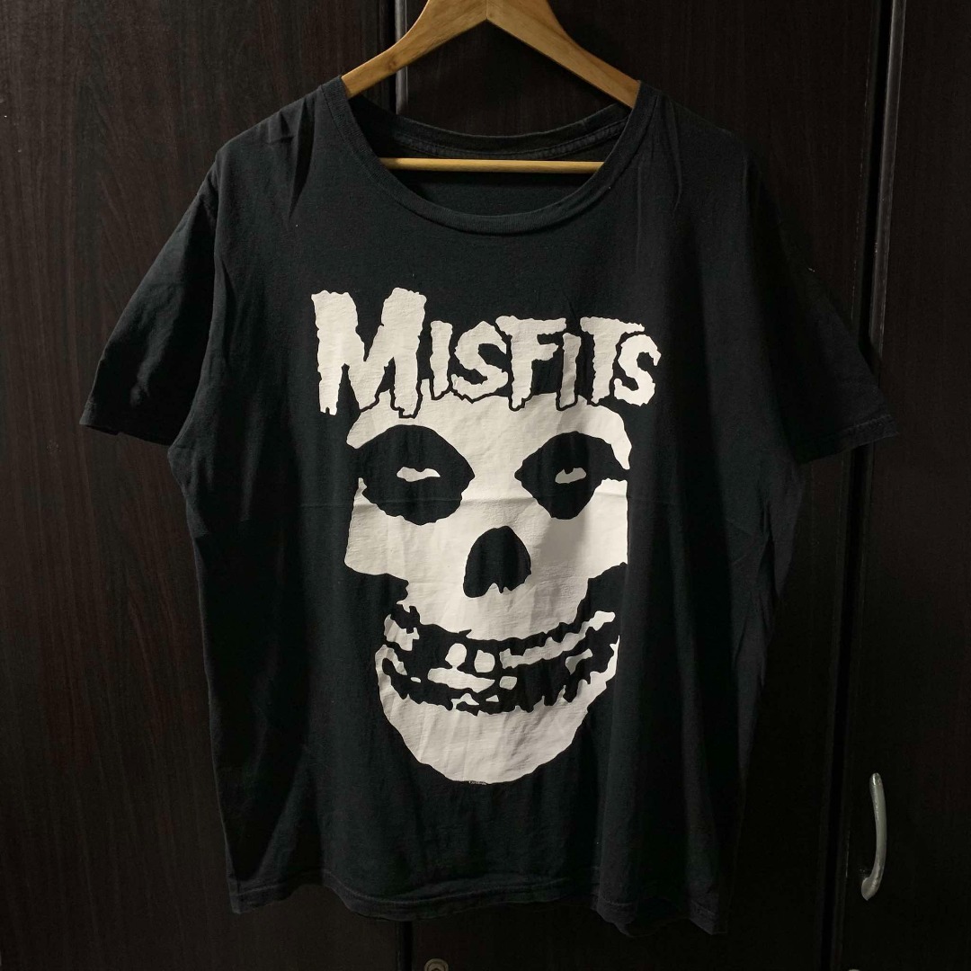 Misfits Box Set Album Shirt, Women's Fashion, Tops, Shirts on Carousell