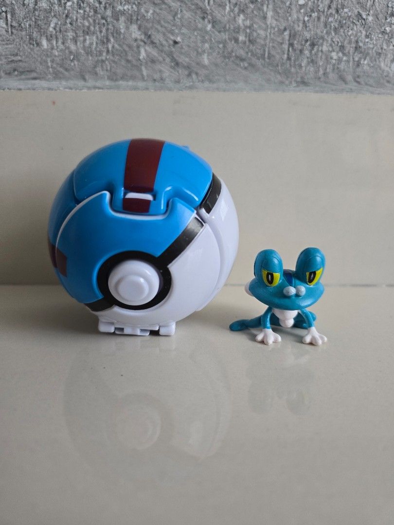 Pokemon in folding pokeball with free Pokemon anime figurines, Hobbies ...