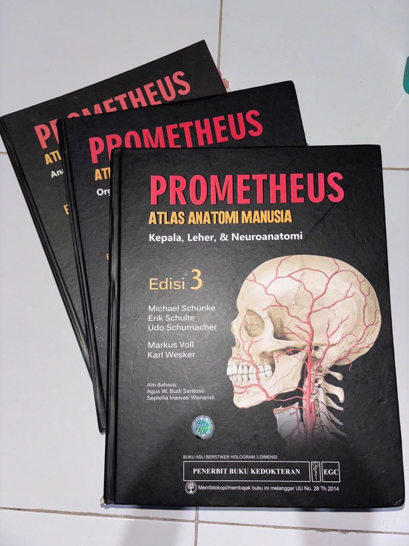 Preloved Buku Prometheus Atlas Anatomi Manusia Edisi 3 (Vol. 1, 2, 3), Buku & Alat Tulis, Buku ...