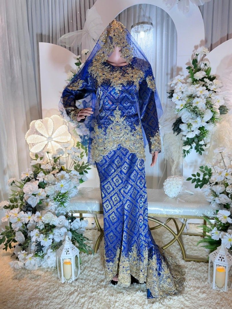 Songket Royal blue sewa, Women's Fashion, Dresses & Sets, Traditional ...