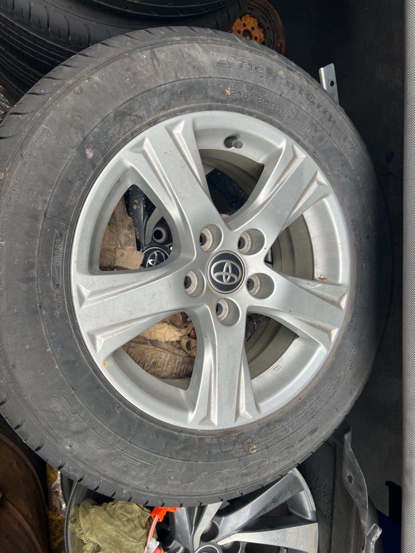 Toyota Alphard / Vellfire 16 inch Sport Rim, Car Accessories, Tyres ...