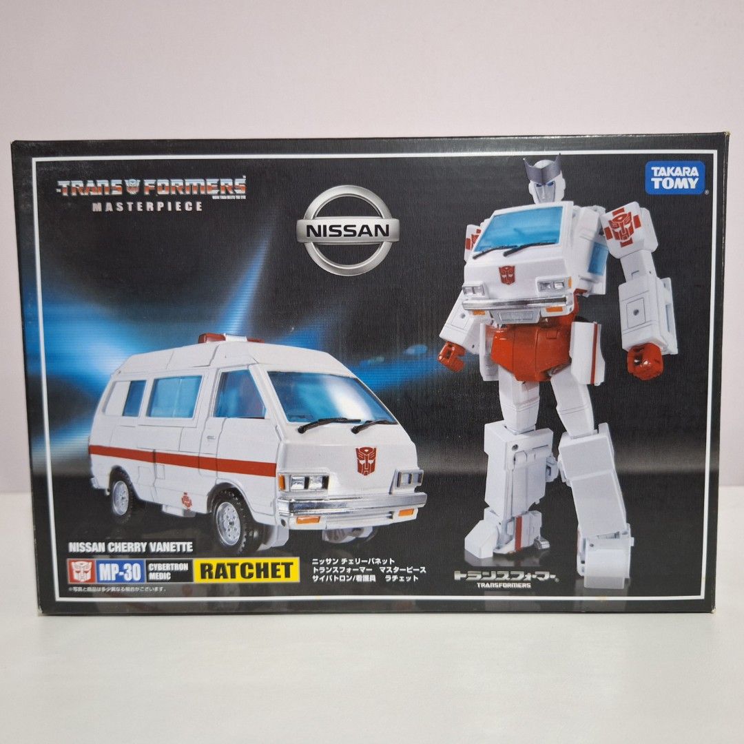 TRANSFORMERS MASTERPIECE RATCHET TAKARA TOMY ORIGINAL c/w SHADOW FISHER ...