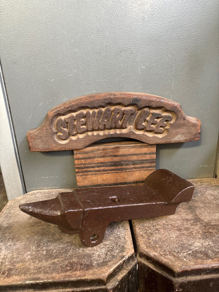Vintage anvil ( about 13 x 3 inches / 33 x 8 cm , 6 kg + ), Hobbies ...