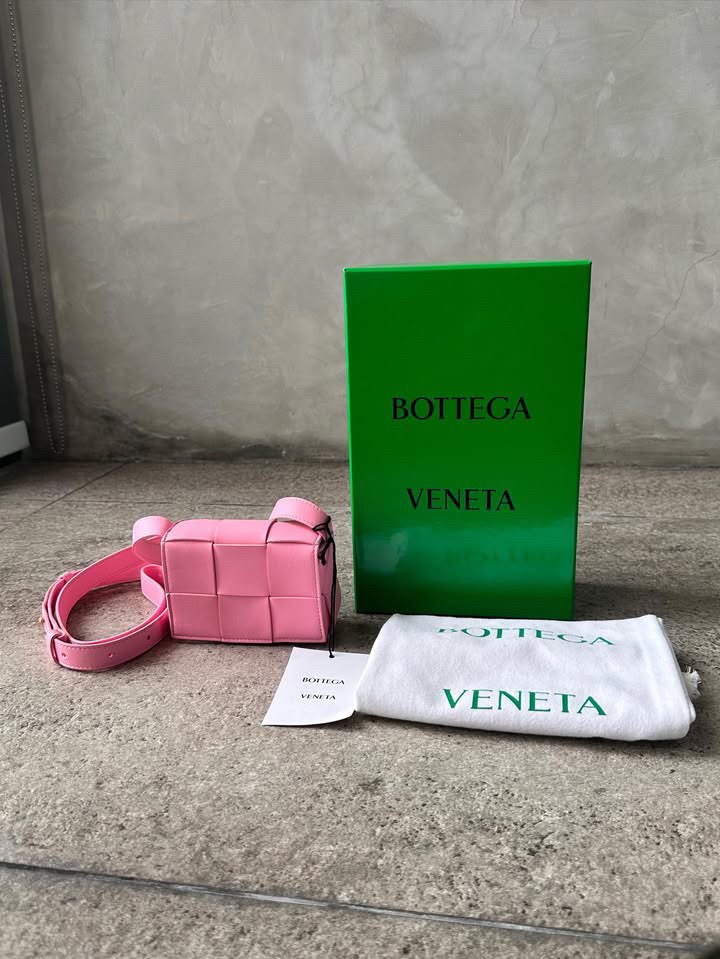 Brand new BV Candy Cassette light pink, Luxury, Bags & Wallets on Carousell